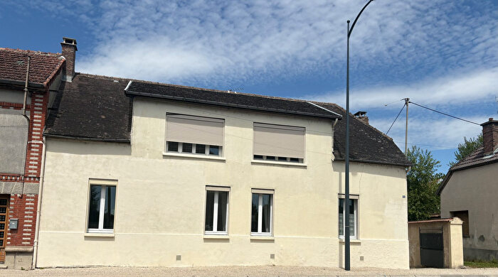 Maizières-la-Grande-Paroisse : Maison 6 pièces à vendre