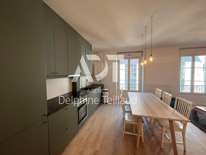 Appartement à louer - Berriat-Ampere, Grenoble - 4 pièces - 3 chambres