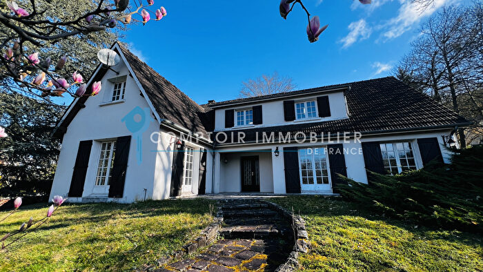 Maison à vendre - La Ferté-Alais - 6 pièces - 3 chambres