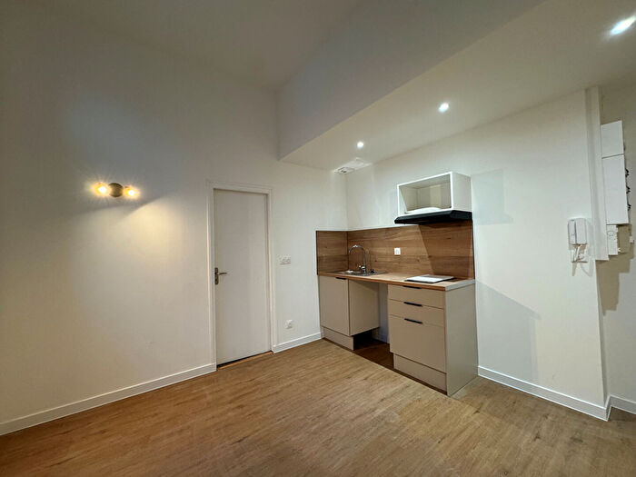 Appartement 2 pièces à Valenciennes, Quesnoy, Delsaux, Musée, Cannoniers, Gare, à louer