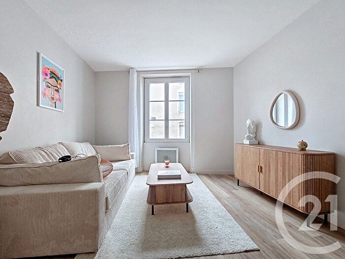 Appartement à louer - Angers, Doutre, Saint-Jacques - 2 pièces - 1 chambre