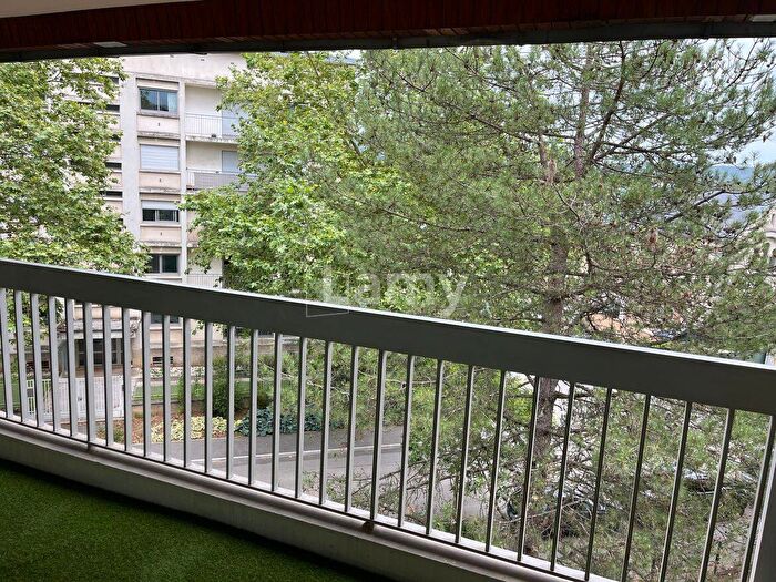 Appartement 3 pièces à louer à Nord, Lons-le-Saunier