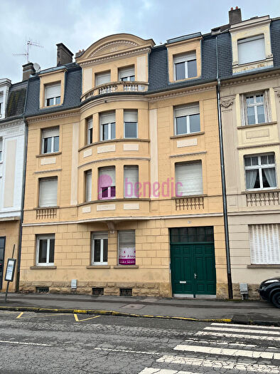 Appartement à louer - Thionville, Centre-ville, Gare - 3 pièces - 2 chambres