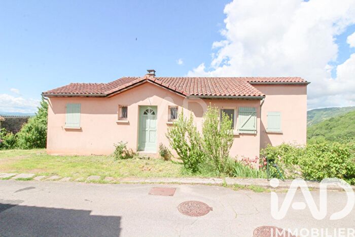 Maison à vendre - Saint-Victor-et-Melvieu - 6 pièces - 4 chambres