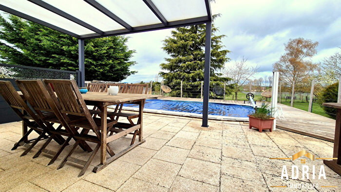 Maison à vendre - Rezonville - 8 pièces - 4 chambres