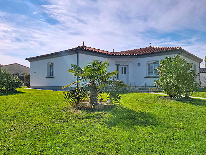 Maison à vendre - Froidfond - 7 pièces - 2 chambres
