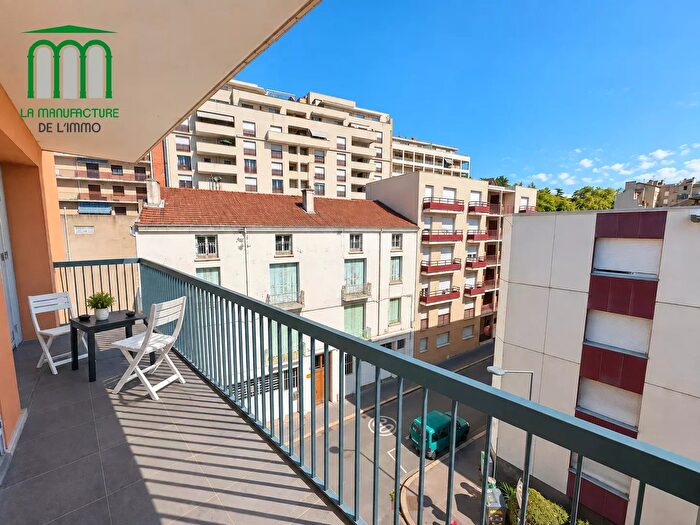 Appartement 4 pièces à vendre à Saint-Étienne, Saint-Roch, Vivaraize, Valbenoite, Centre Deux