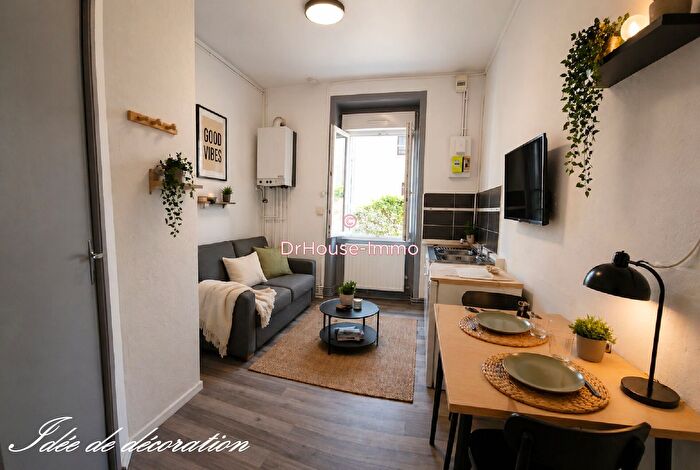 Appartement à vendre - Saint-Étienne, Crêt de Roc - 1 pièce - 1 chambre