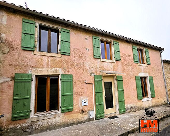 Maison à vendre - Nuaillé-dAunis - 4 pièces - 3 chambres