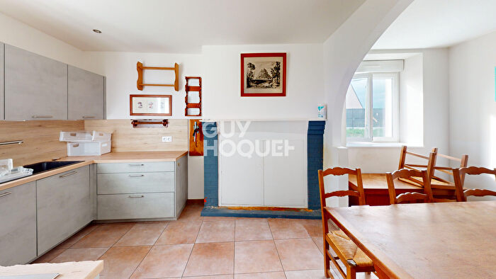 Maison 5 pièces à Saint-Jean-de-la-Haize, à louer