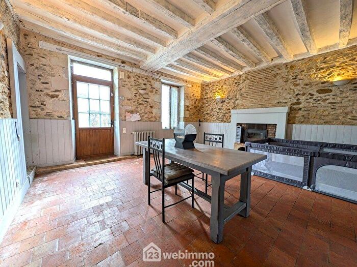 Maison à vendre - Cherré - 5 pièces - 3 chambres