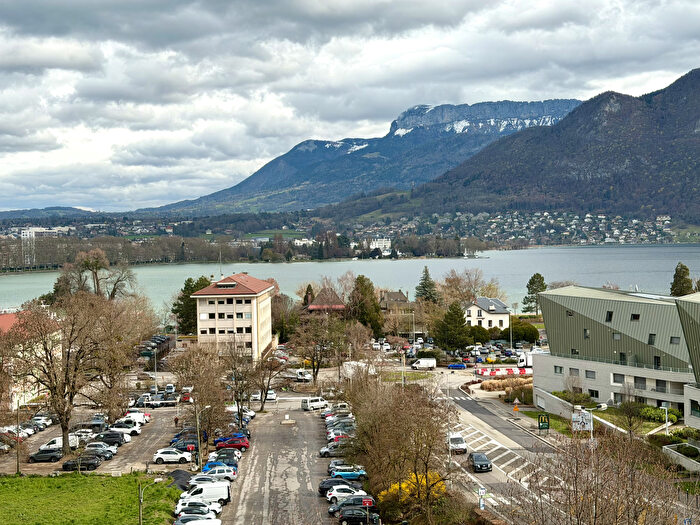 Appartement à vendre - Annecy, Centre-ville, Vieille ville, Marquisats - 2 pièces - 1 chambre