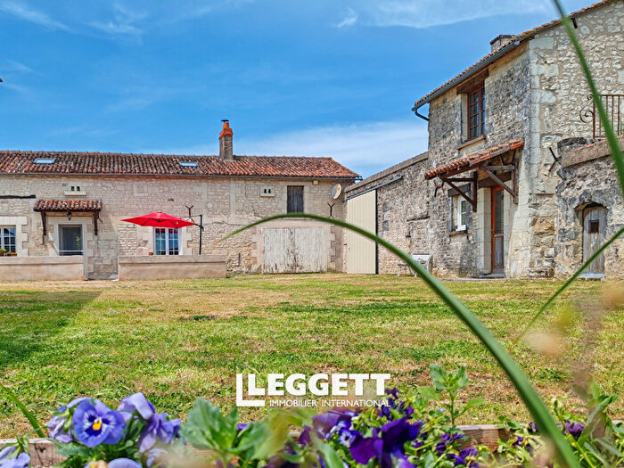 Maison à vendre - Prinçay - 4 pièces - 3 chambres