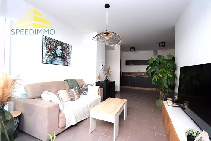 Appartement à louer - Leclerc-Centre Ouest, Brie-Comte-Robert - 2 pièces - 1 chambre