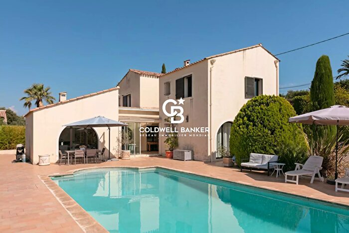 Maison 7 pièces à vendre - Cagnes-sur-Mer, Le Vallon des Vaux, La Campanette, Montaleigne