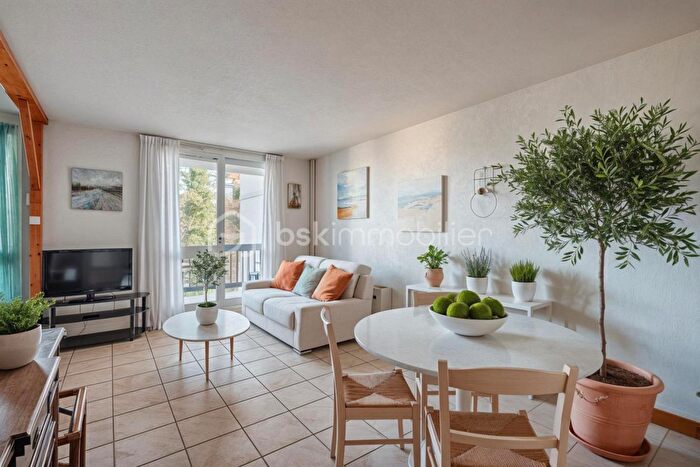 Appartement à vendre - Rumilly, Les Collines, Nord - 4 pièces - 3 chambres