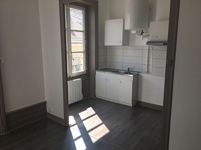 Appartement à louer - Saint-Étienne, Jacquard, Préfecture - 2 pièces - 1 chambre