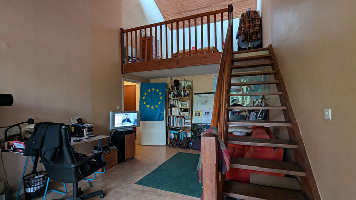 Appartement à vendre - Saint-Pierre-du-Mont - 2 pièces - 1 chambre