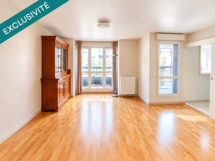 Appartement 3 pièces à Saint-Denis, La Plaine Saint-Denis, à vendre