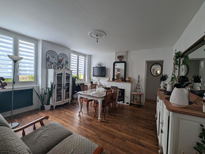 Maison à vendre - Beauvais, Voisinlieu - 6 pièces - 4 chambres