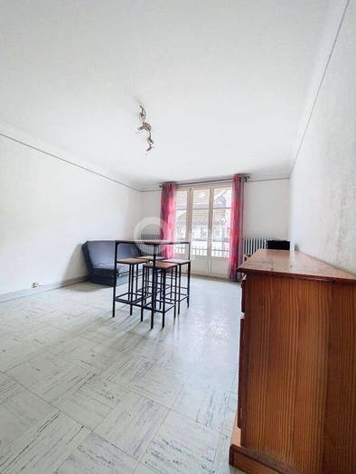 Appartement 2 pièces à Nord Est, Neufchâteau, à louer