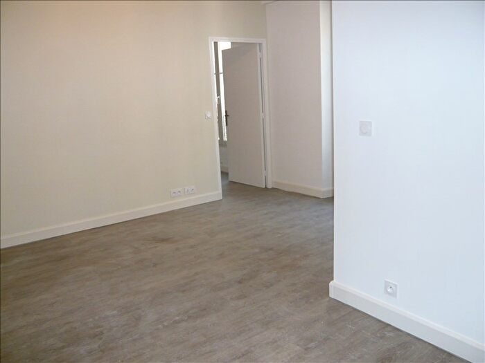 Appartement à louer - Paris e , Montparnasse, Raspail - 2 pièces - 1 chambre