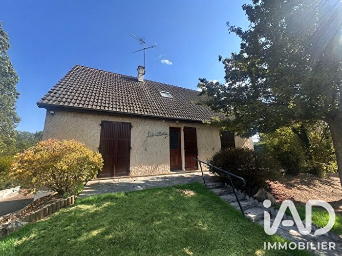 Maison 7 pièces à Saint-Lubin-des-Joncherets, à vendre
