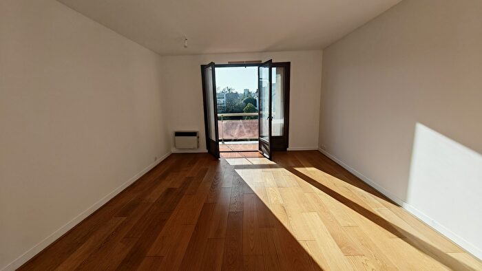 Appartement 4 pièces à vendre - Noisy-le-Sec, Centre-ville, Gare