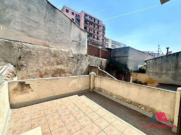 Appartement à louer - Marseille e , Belle de Mai - 2 pièces - 1 chambre