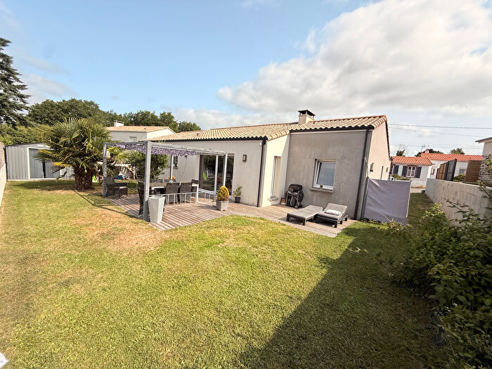 Maison à vendre - Brains - 5 pièces - 3 chambres