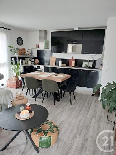 Appartement à louer - Vigneux-sur-Seine, Croix-Blanche - 4 pièces - 3 chambres