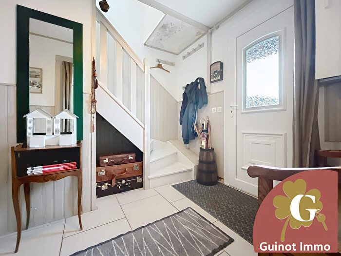 Maison à vendre - Notre-Dame-de-Gravenchon - 5 pièces - 4 chambres