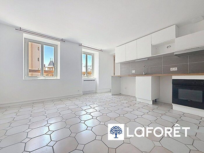 Appartement 2 pièces à Oiselet la Grive, Bourgoin-Jallieu, à louer