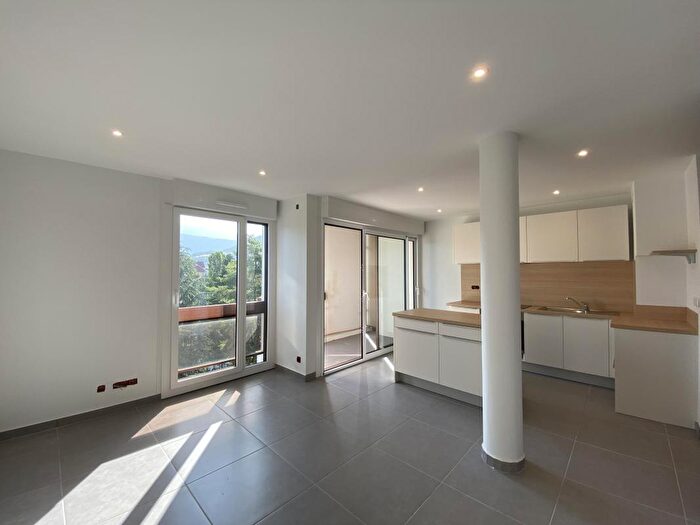 Appartement à louer - Annecy, Parmelan, Albigny - 1 pièce