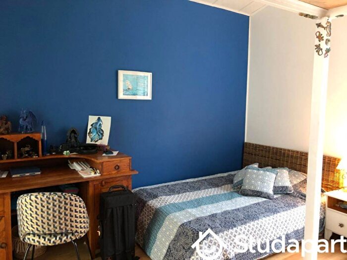 Appartement à louer - Centre Ville Nord, Grasse - 1 pièce