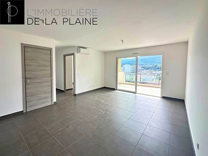 Lucciana : Appartement 3 pièces à louer