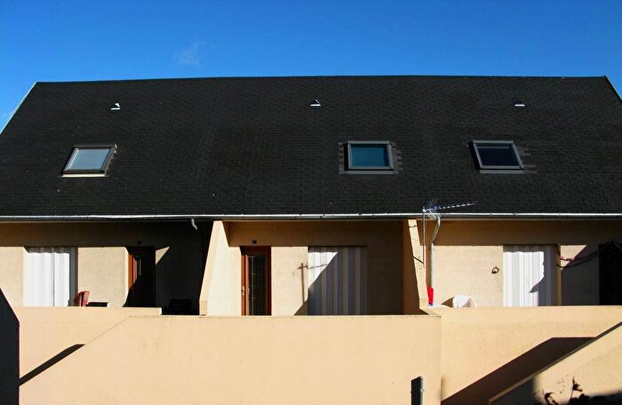 Appartement à louer - Ivoy-le-Pré - 3 pièces - 2 chambres