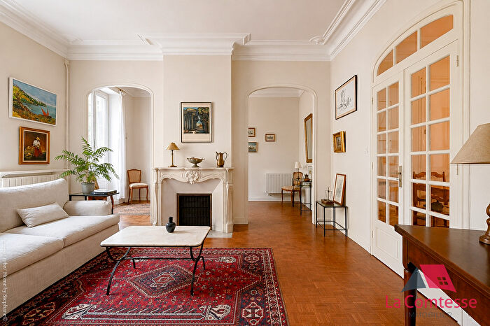 Marseille 6ème, Lodi - Appartement 5 pièces à vendre