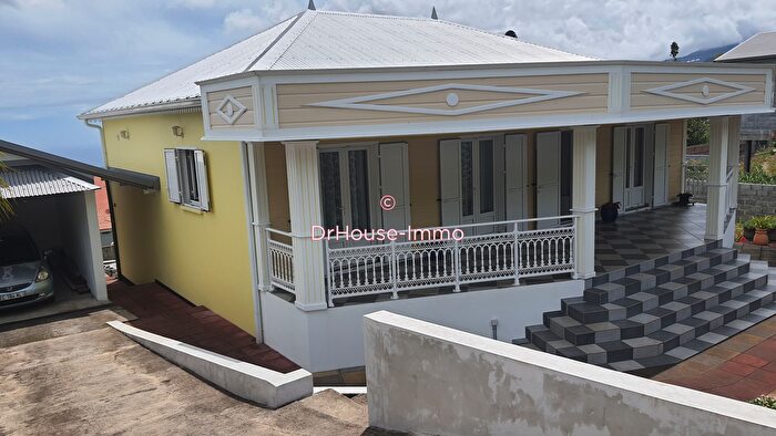 Maison à vendre - Le Tampon, Pont dYves - 4 pièces - 3 chambres