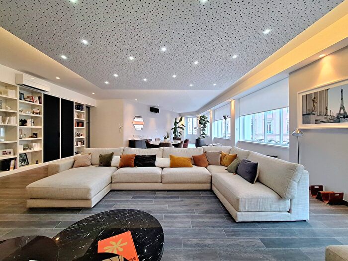 Appartement à vendre - Épinal - 7 pièces - 3 chambres