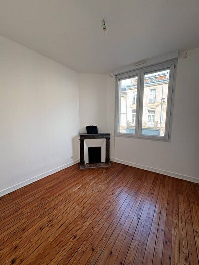 Appartement à louer - Bordeaux - 3 pièces - 2 chambres
