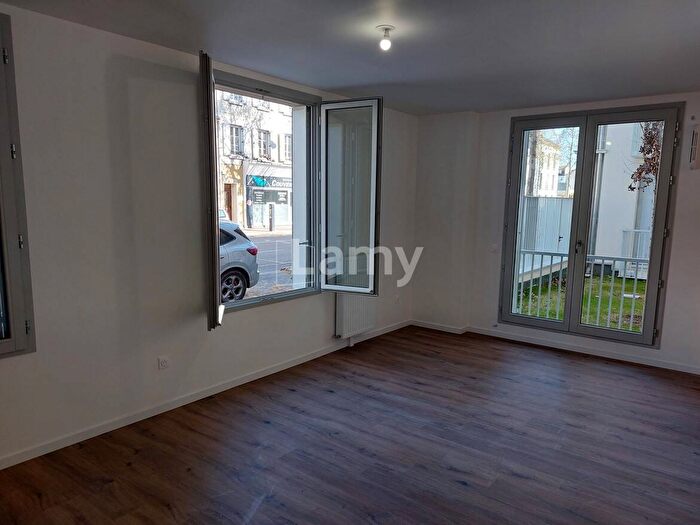 Appartement à louer - Gare, Mantes-la-Jolie - 2 pièces