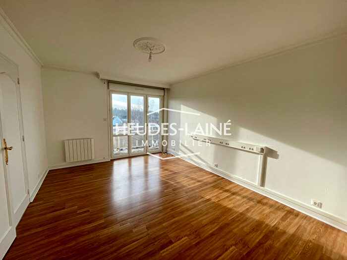 Appartement à louer - Saint-Martin-des-Champs - 3 pièces - 1 chambre