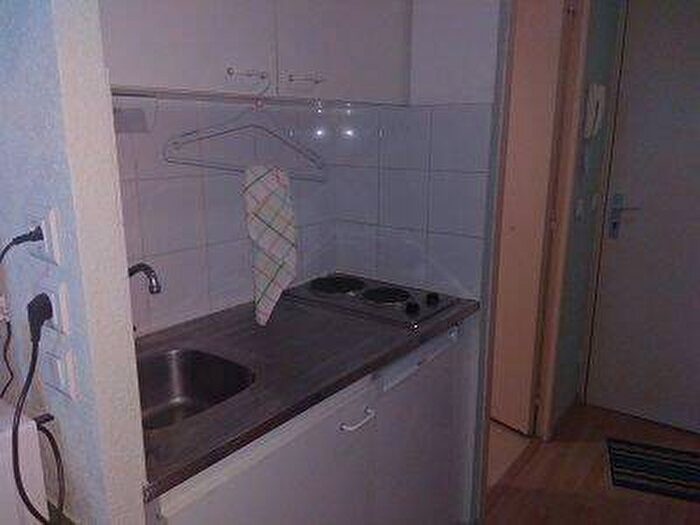 Appartement 1 pièce à louer à Centre-Neuf Bourg-Quesnoy-Delsaux-Musée-Cannoniers-Gare, Valenciennes