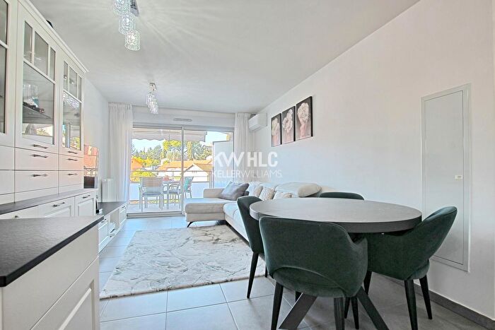 Appartement à vendre - Le Cannet, Moulières, Notre-Dame des Anges - 3 pièces - 2 chambres