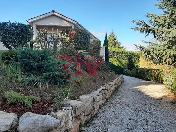 Maison à louer - Ampuis - 4 pièces - 3 chambres