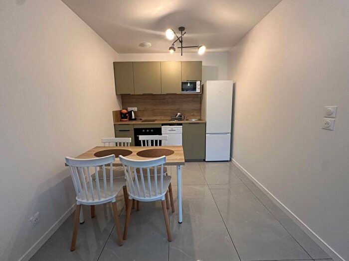 Appartement à louer - Saintry-sur-Seine - 2 pièces - 1 chambre