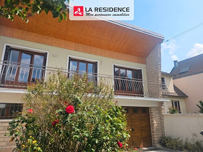 Montesson, La Borde - Maison 8 pièces à vendre