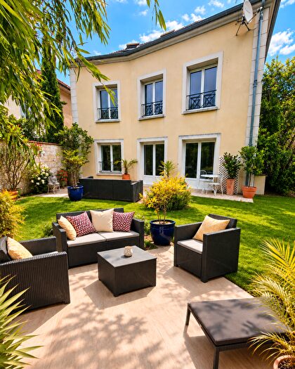 Chatou, Sud - Maison 7 pièces à vendre