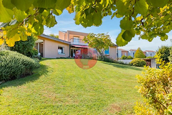 Maison 6 pièces à Bouloc, à vendre